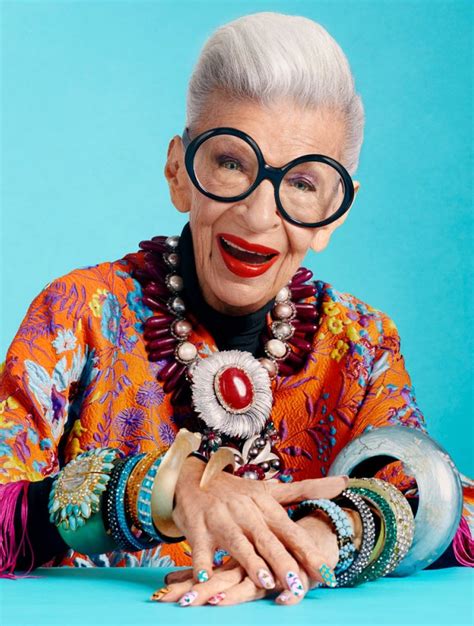 Ciaté London x Iris Apfel The Cheat Sheets Nail Wraps Iris apfel