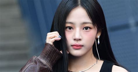 [포토]뉴진스 민지 살짝 섹시하게