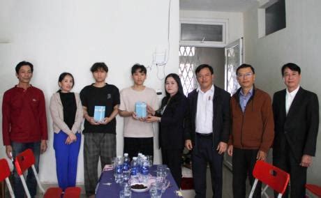 Hai Anh Em Sinh I T Nh Nguy N L N Ng Nh P Ng