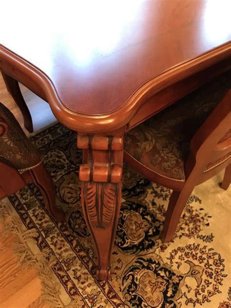 Стол со стульями 750 000 тг Мебель для гостиной Алматы на Olx