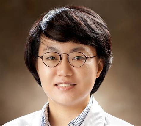 유방암으로 잃어버린 가슴 재건수술로 되찾기