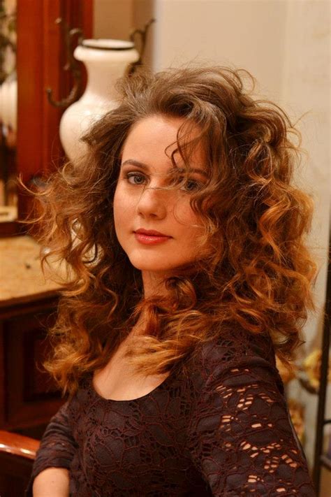 Vă Place Schimbarea De Look Pe Care I A Făcut O Geta Voinea