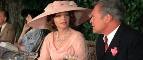 Женщина в окне 1976 Смотреть онлайн в поиске Яндекса по Видео