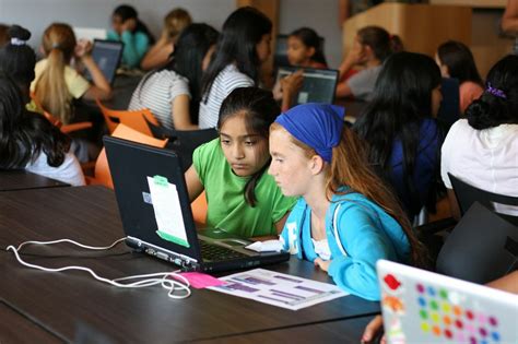 Girls Learning Code Explores Webmaking Mozilla Foundation
