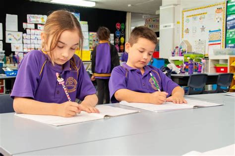 English Warnbro Primary School