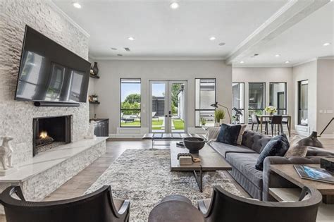 Dave Williams Home Situated On A Private Cul De Sac Lot In Sought After Whispering Farms 🤩