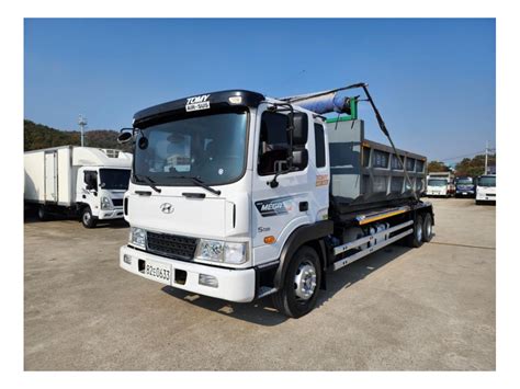 메가트럭 45톤 쓰리축 정품암롤박스포함전문가들 메가트럭 45톤 쓰리축 정품암롤박스포함전문가들