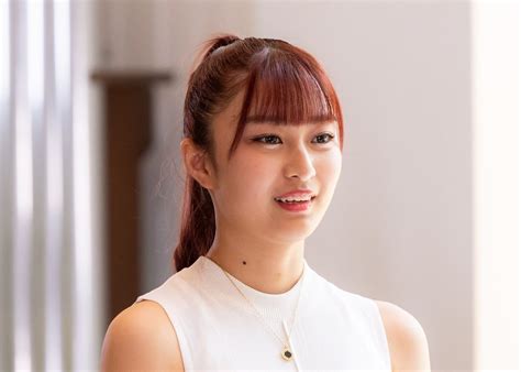 「ギリギリまで違う相手のことを考えてた」スタイル抜群19歳美女、失恋相手を忘れられず年下男子を振る ニュース Abema Times