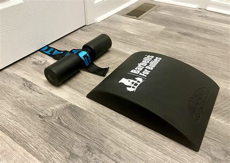 Nordic Curl Progression Made Easy With The Nordspotter Strap