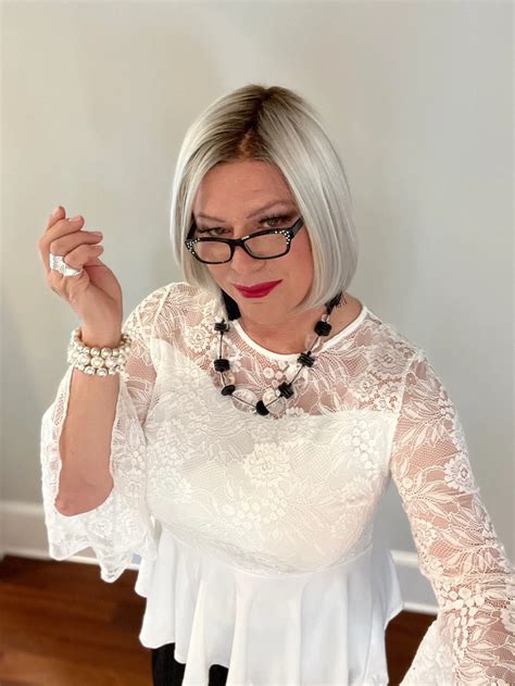 Hello Beautiful Ladies Crossdresser Heaven