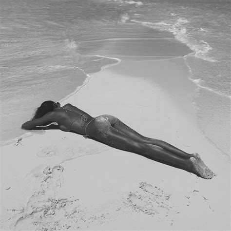Pin By Haute Coco On The Tropics Naturist Lifestyle Body Art