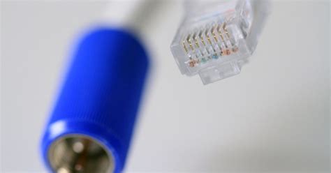 Major Isps Accused Of Deliberately Throttling Traffic The Verge