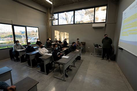 435 αξιολογήσεις για Aveng Aviation Engineering Training Centre