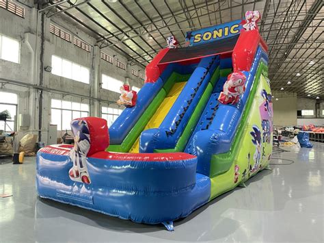 Tobogán Inflable Temático Sonic China Inflable