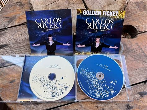 Carlos Rivera Estrena Más íntimo