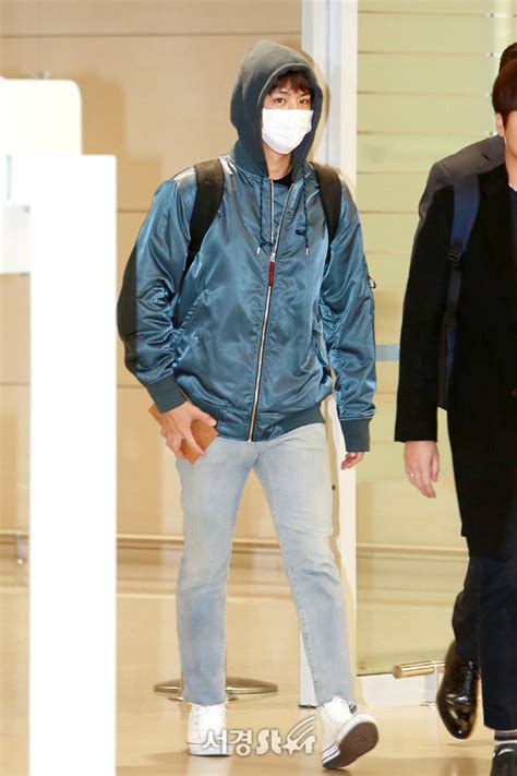 박보검 잘생긴 청년 공항패션