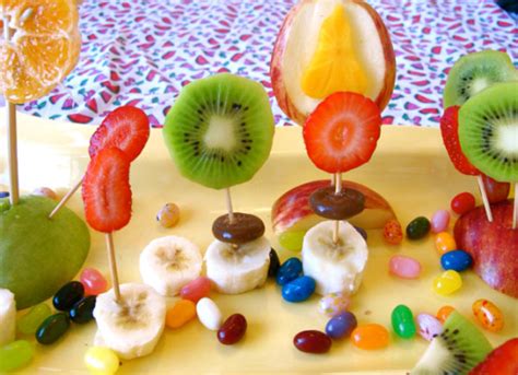 Как украсить детский стол на день рождения