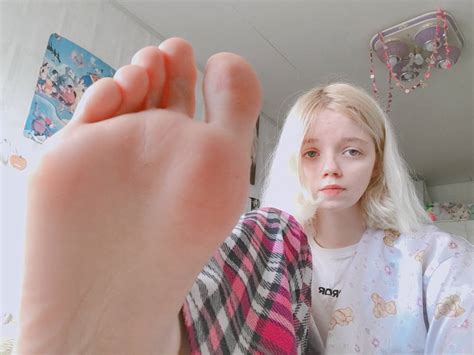 First Thoughts R Pinkpaws