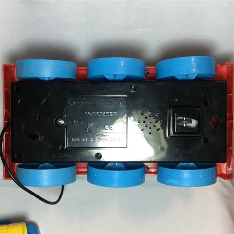 Thomas And Friends Toys Thomas And Friends Stop Go Rc Wired Remote