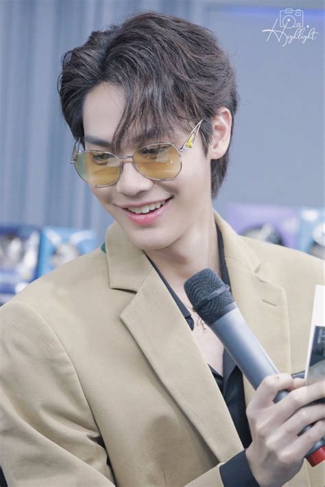 Ghim Trên Dew Jirawat Sutivanichsak Diễn Viên Instagram