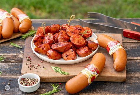 Наденица със сладко кисел сос от Matekitchen