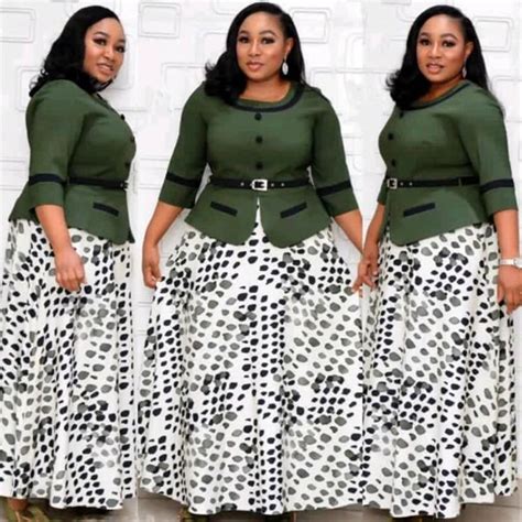 Plus Size Dresses 2022 African Style Round Neck Button Print Floor