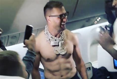 Kirk Cousins Foregoes Chains Buys Grass Instead The Golf Kind