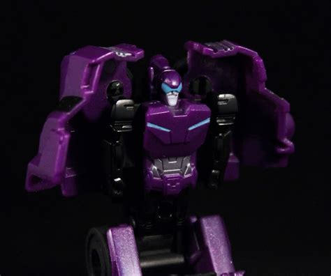 Shes Fantastic Transformers Earthspark Arcee And Hashtag