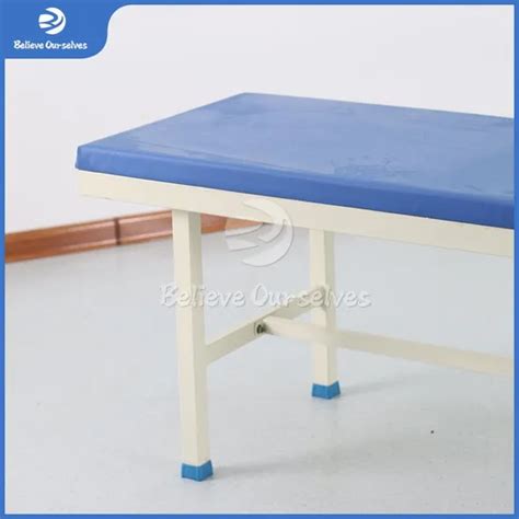 Huaren Medical Equipment Supplier Basic Portable Folding Massage Table