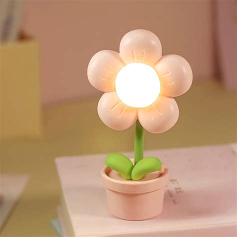 Light Pink Cartoon Flower