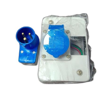 Neptune 16a 3 Pin Dp Plug Andsocket Combined Enclosure 250v At ₹ 1850
