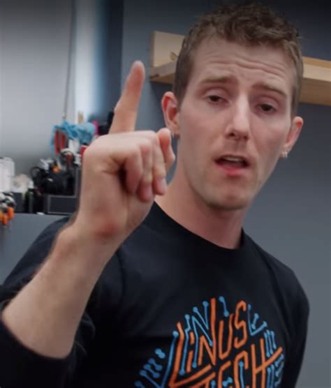 ACTUALLY R Linus