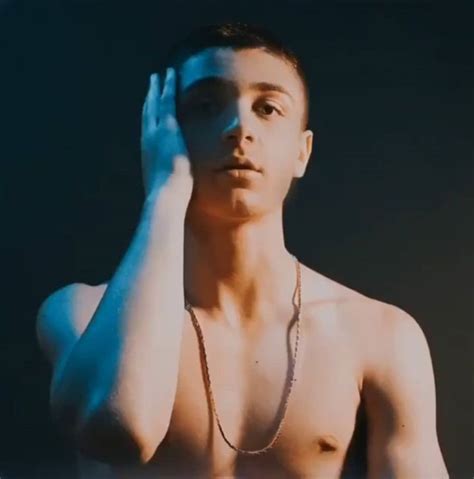 Pin By Edward Aguilar On Asher Angel Handsome Faces Asher Actor Picture