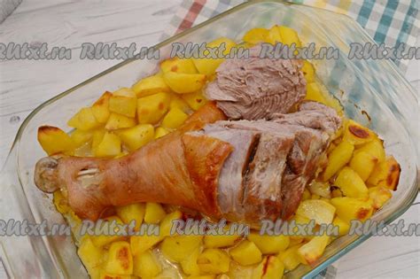 Голень индейки с картошкой в духовке 9 фото в рецепте