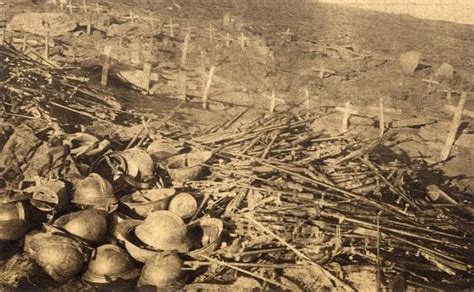 Гробље палих српских војника на Кајмакчалану у борби 13 септембра 1916 године Александра