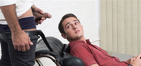 Twink Stiefsohn In Der Familie Sex Mit Stiefvater Während Der