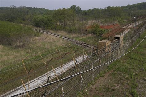 [민통선 사람들] ② 최전방 기차역 홀로 지키는 도라산역 부역장 나무뉴스