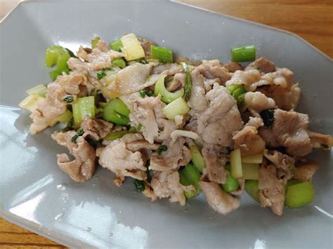 셀러리 고기볶음♪ 못생겨도 맛있다 어글리어스