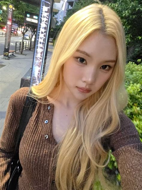 Pin By Kya ᥫ᭡ On Kpop 🫧 In 2025 H2h K Pop Music Korean Celebrities