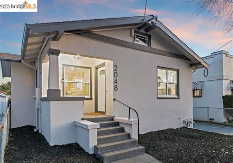 2048 55th Ave Oakland Ca 94621 Zillow