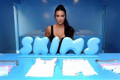 Kim Kardashian Lanza Su Marca Skims En Turquía Comodidad Inclusión Y