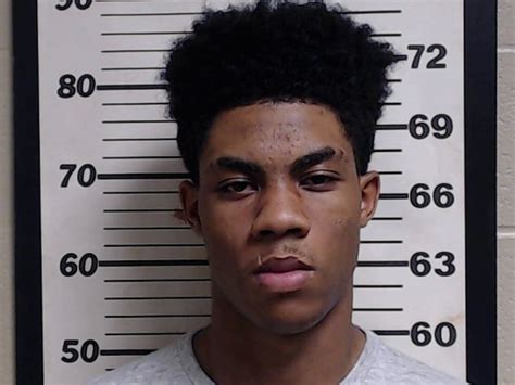 Woman Attacked And Forced To Perform Oral Sex In Facebook Live Video