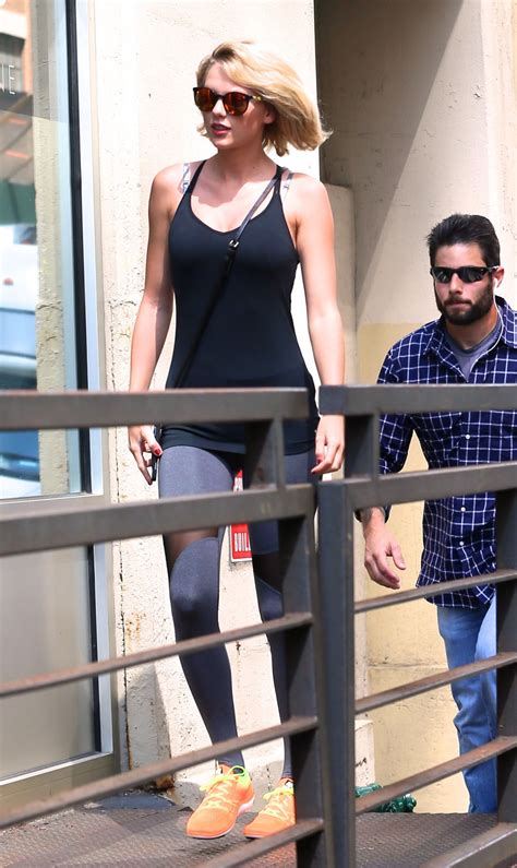 Taylor Swift In Spandex Outside Of Her Gym In New York 8262016