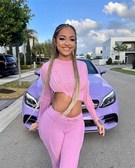 Who Is Malú Trevejo Age Full Name Boyfriend Tattoos Height