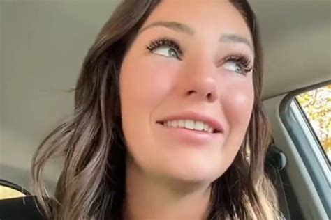 Is Your Family More Messed Up Than This Onlyfans Model S Free Beer And Hot Wings