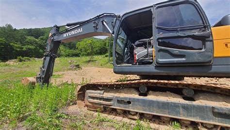 무한궤도 중고 건설기계 굴삭기어태치부속 굴삭기 10 ㎥ 이상 R300