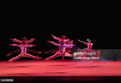 Alvin Ailey American Dance Company Photos And Premium High Res Pictures