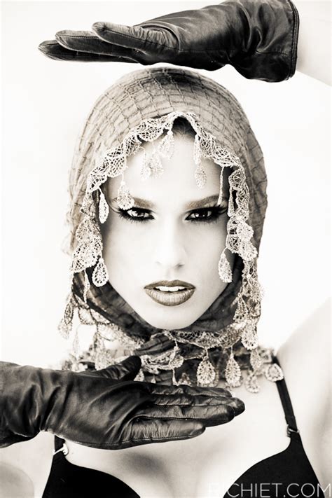 Molly Spocks Photo Portfolio 0 Albums And 15 Photos Model Mayhem