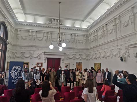 Средња Школа Вук Караџић Сечањ