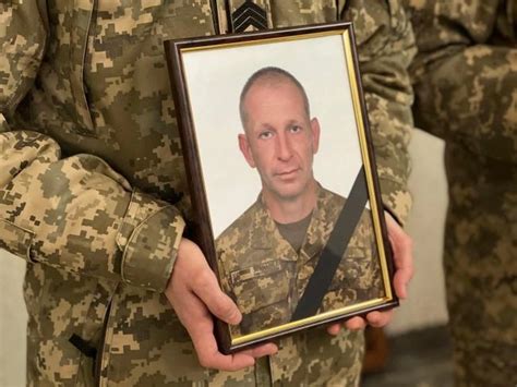 У Рівному попрощалися із загиблим добровольцем Читайте на Ukr Net